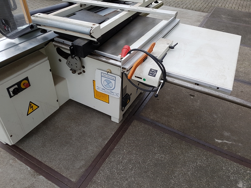 Formaatzaag SCM SI 350 E met voorrits en 45 graden